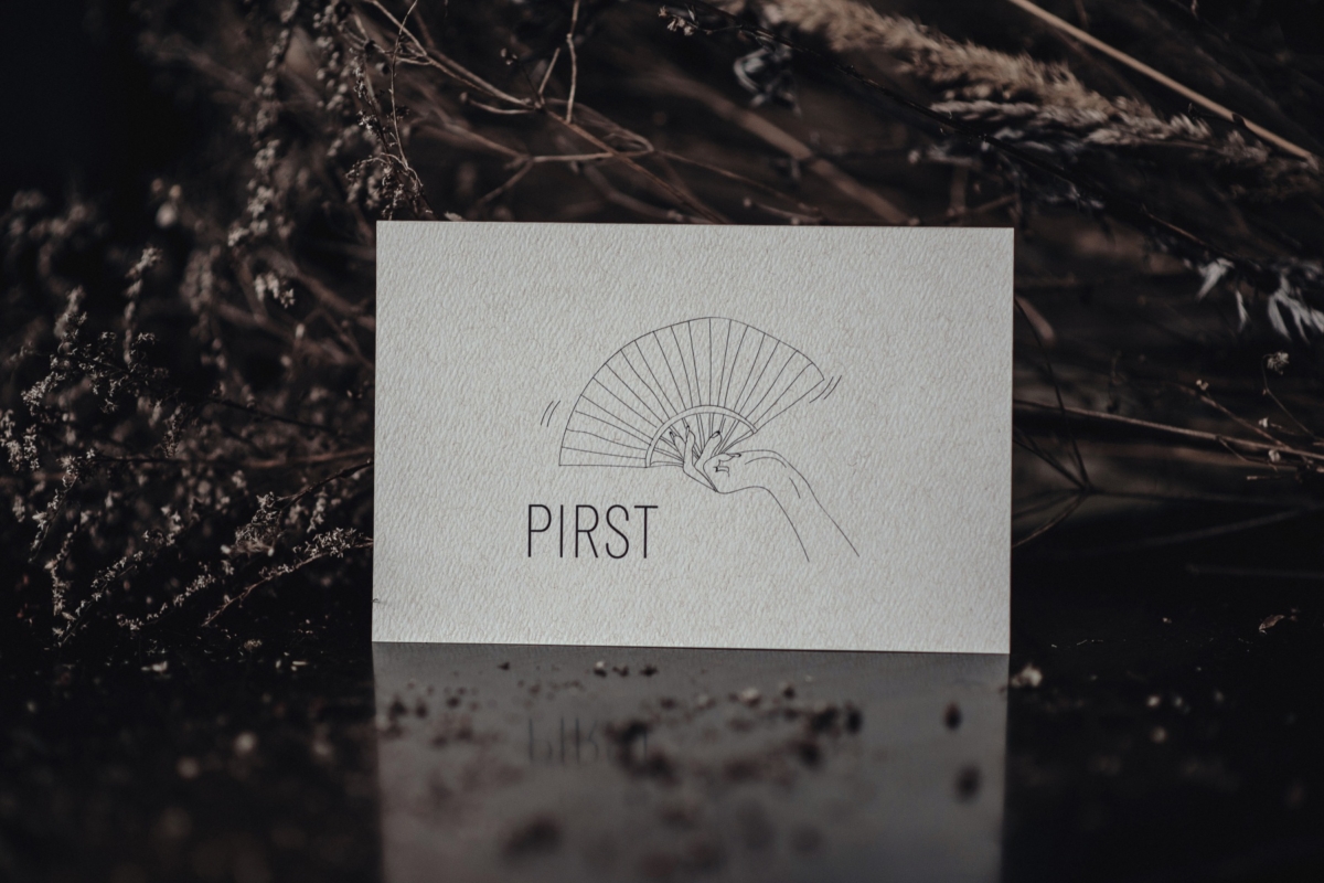 Atvirukas „Pirst“ - Unique Symbols